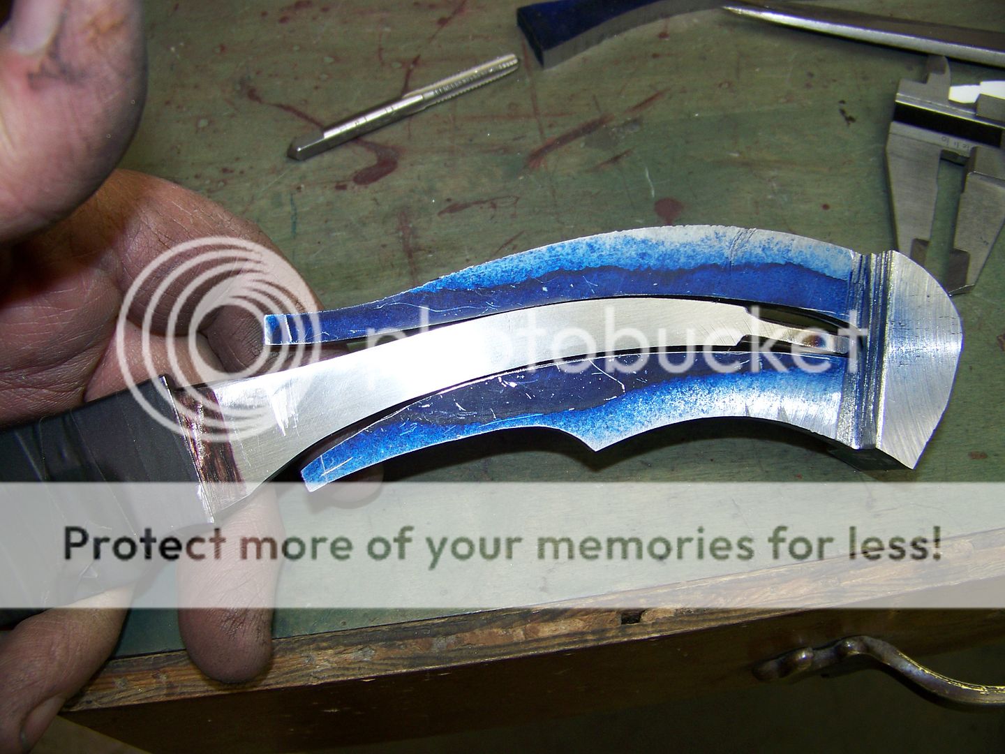 Introducing The 2011 CKCA Cancer Research Benefit Knife | BladeForums.com