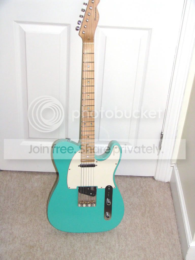 Could I see some Dan Ransom guitar pics? | The Gear Page