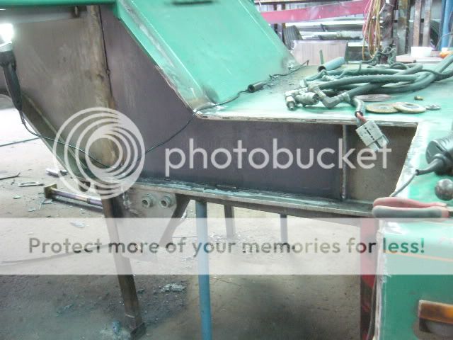 Cracked trailer chassis