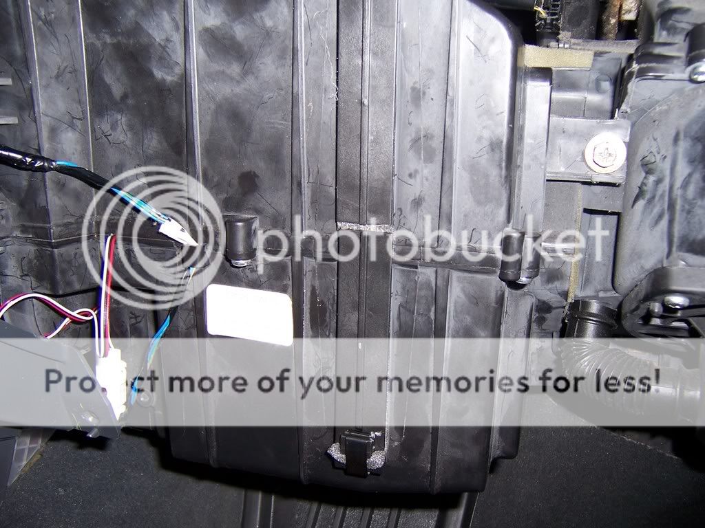 How to install an A/C Thermo control amplifier and replace the In-Cabin ...